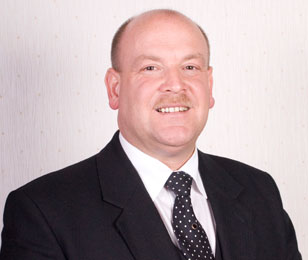 Ronnie Thompson - Our Staff